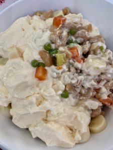 Albanian New Year's Eve Salad (Sallate Ruse) - Mediterranean Latin Love ...