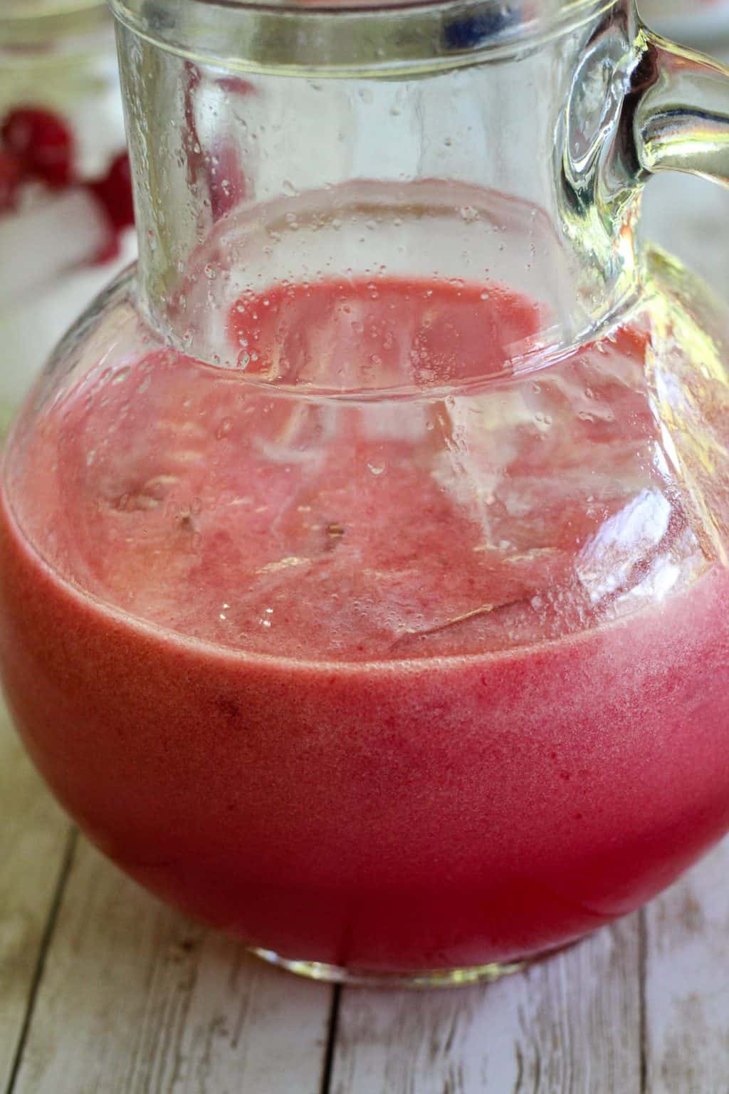 Sparkling Raspberry Lemonade - Mediterranean Latin Love Affair