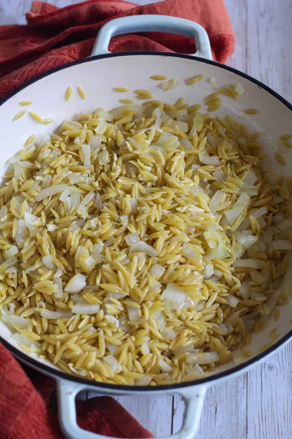 One Pot Orzo with Spinach - Mediterranean Latin Love Affair