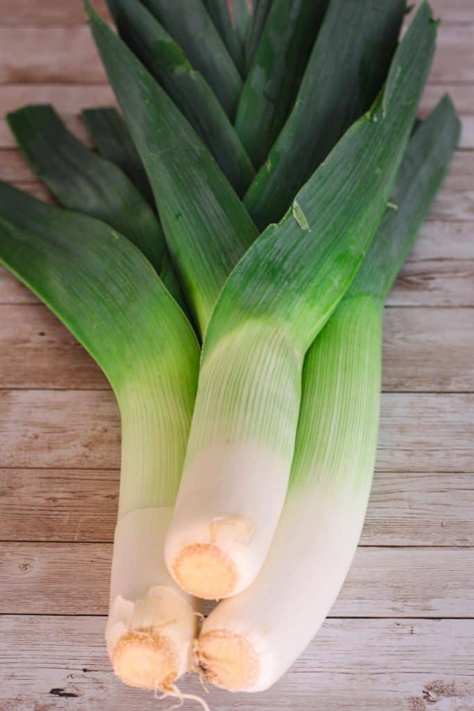 Leeks, Cornmeal Casserole with Feta Cheese (Pispili me Presh ...